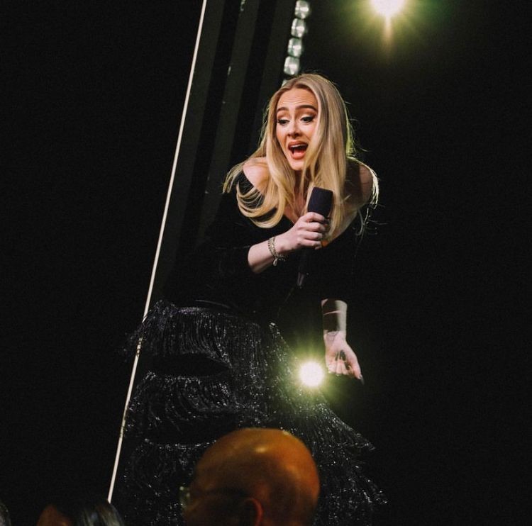 Adele Gravou Um álbum Secretamente E Deve Lançá Lo Nas Próximas Semanas Diz Jornal