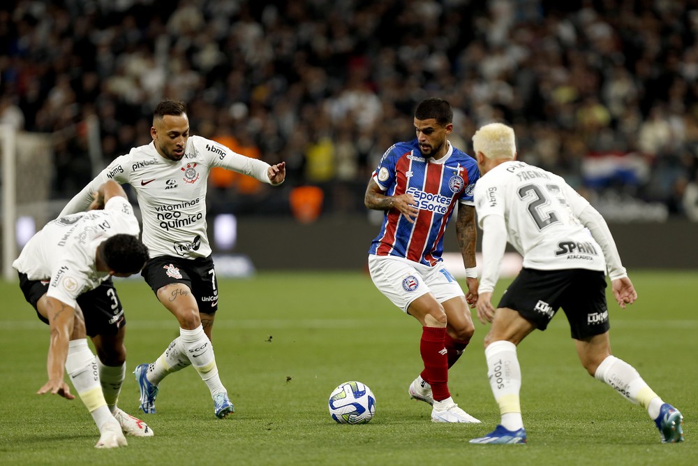 Vasco x Corinthians: onde assistir ao vivo ao jogo do Brasileirão