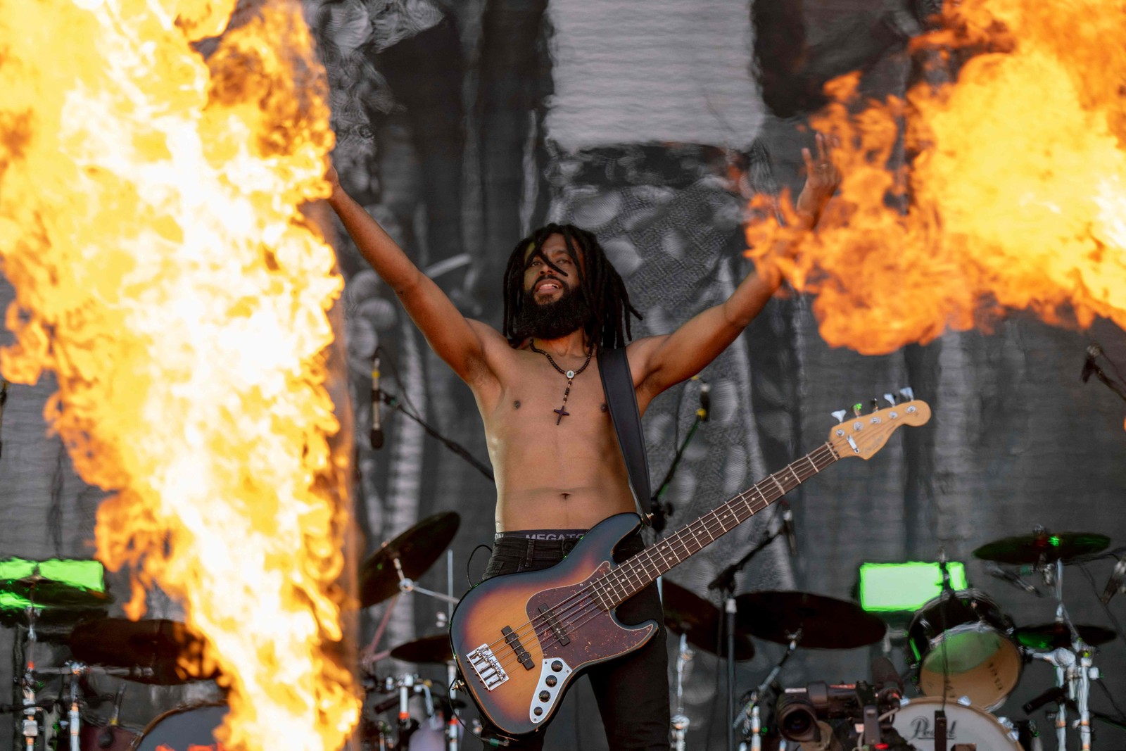 Chef Henrique Fogaça toca no Rock in Rio 2022 e critica 'politicagem ...