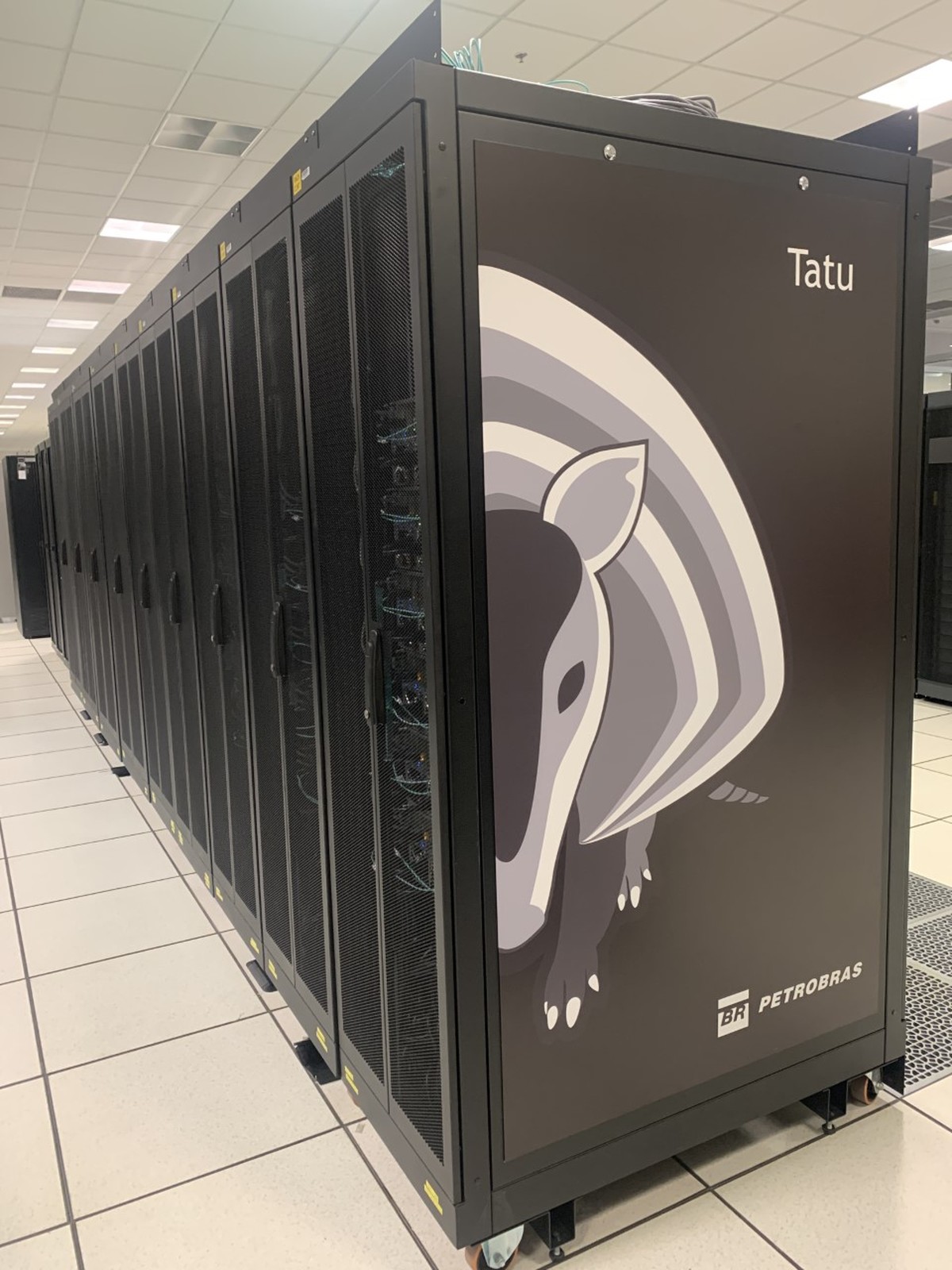 Petrobras dá início à operação do supercomputador Tatu