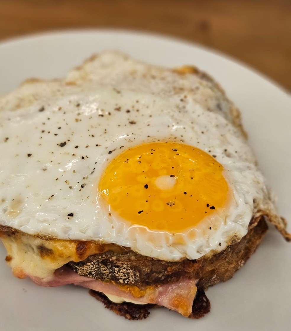 The Slow Bakery tem brunch aos fins de semana com clássicos, pães ...