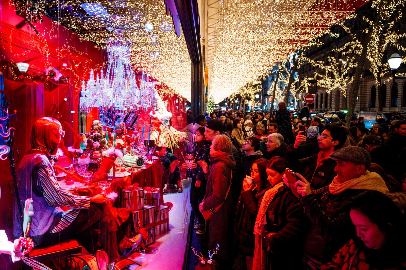 Natal na Europa: de Paris a Berlim, mercados típicos iluminam as ...