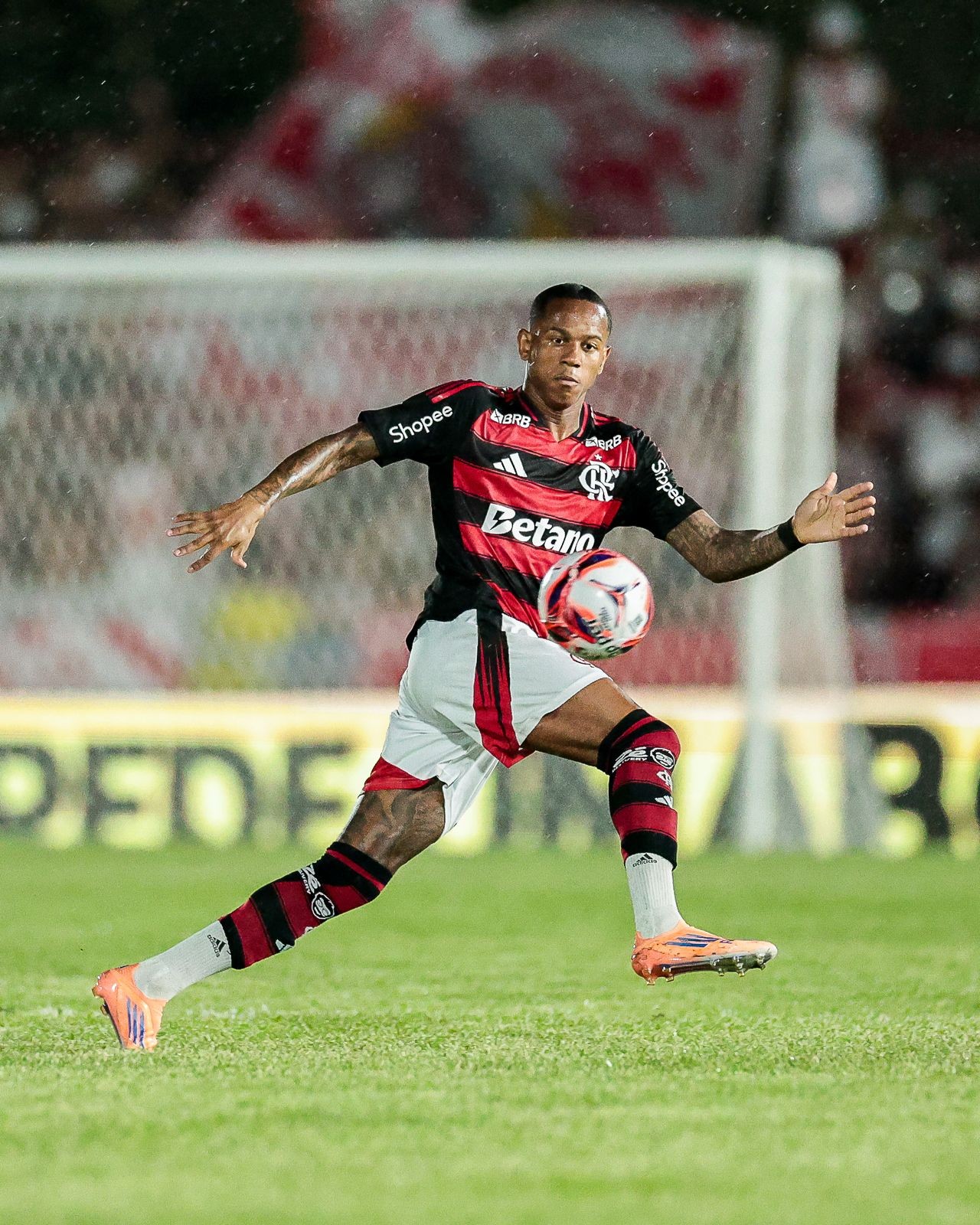 Wallace Yan, do Flamengo, confirma transferência para o Bragantino ...