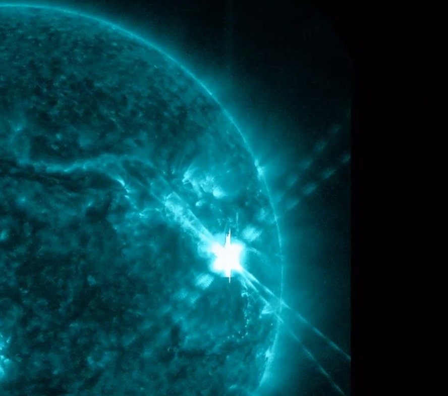 Nasa divulga imagens de explosão solar que causou interferência na ...