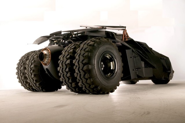 Batmóvel: Carro do Batman pode ser comprado por R$ 17 milhões e tem ...