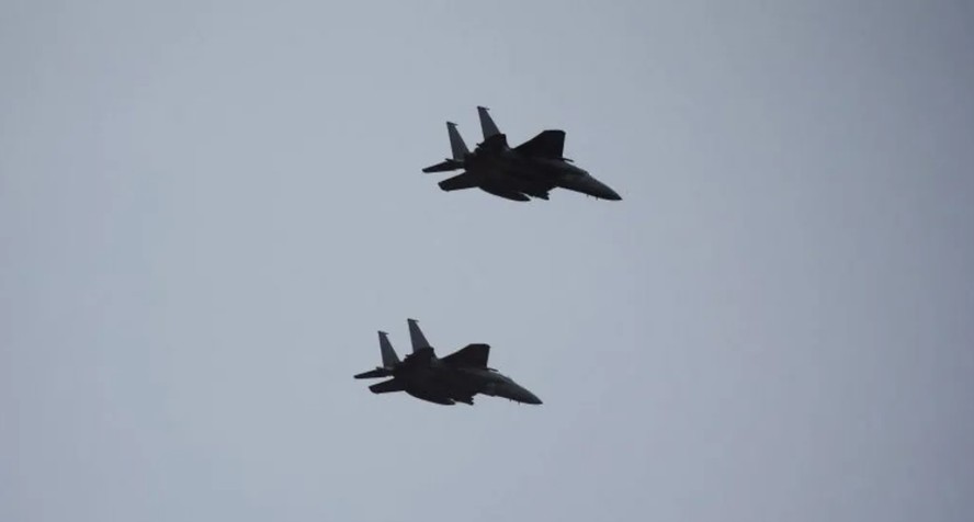 Pior ângulo: Pilotos colidem caças na Coreia do Sul ao tentar ...