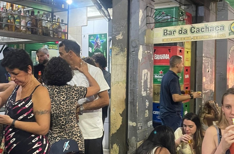 Conheça o Bar da Cachaça, da música 'Chico', que Luísa Sonza fez para o ...