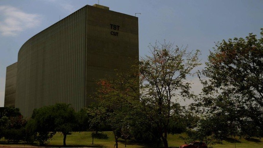 Justiça do Trabalho condena siderúrgica a indenizar família de ...