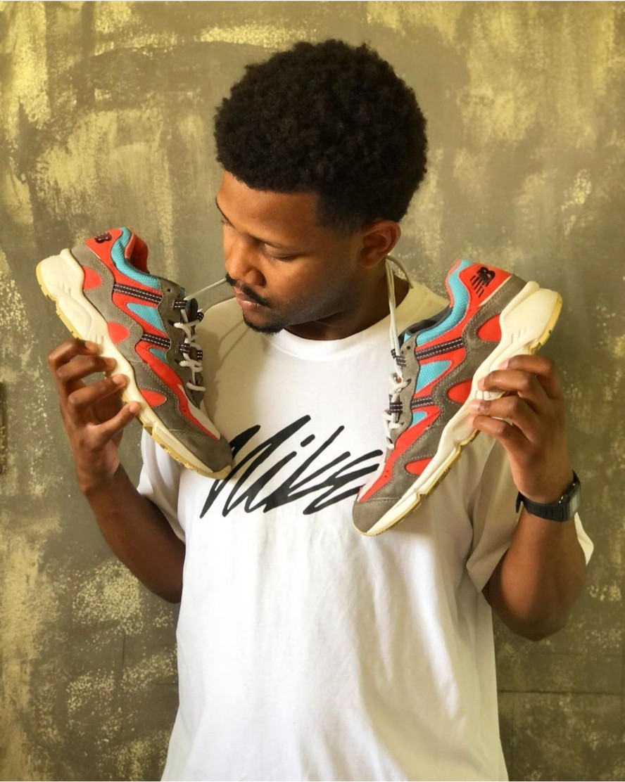 O rapper Pedro Wester descobre nova profissão: limpeza e lavagem de tênis