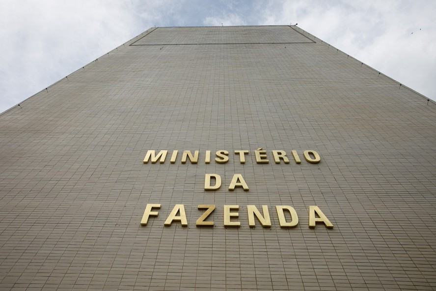 União prevê pagar R$ 44,9 bilhões em precatórios em 2027