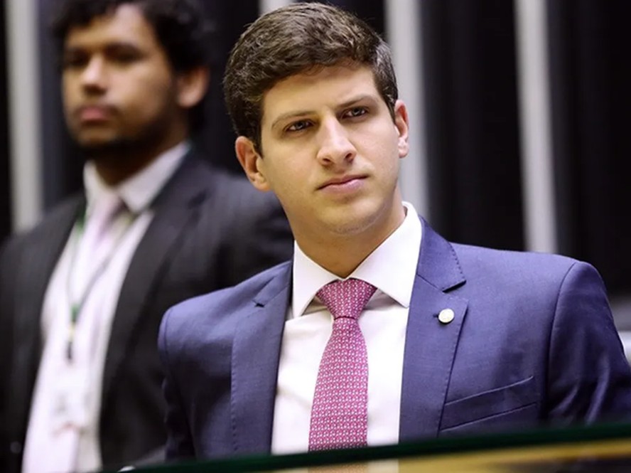 Em Recife, João Campos tem saia-justa com aliados