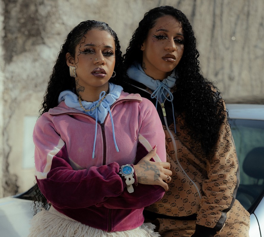 Rap, identidade feminina e misticismo: gêmeas Tasha & Tracie falam ...