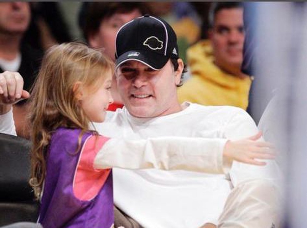 Filha de Ray Liotta posta foto do pai e quebra silêncio: 'Obrigado por tudo'