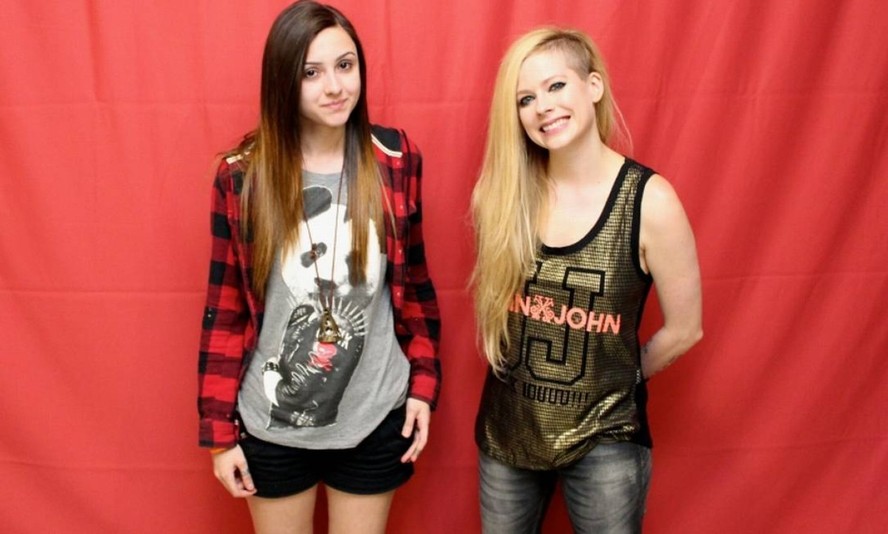 Avril Lavigne retorna ao Brasil 8 anos após 'meet & greet' que virou ...