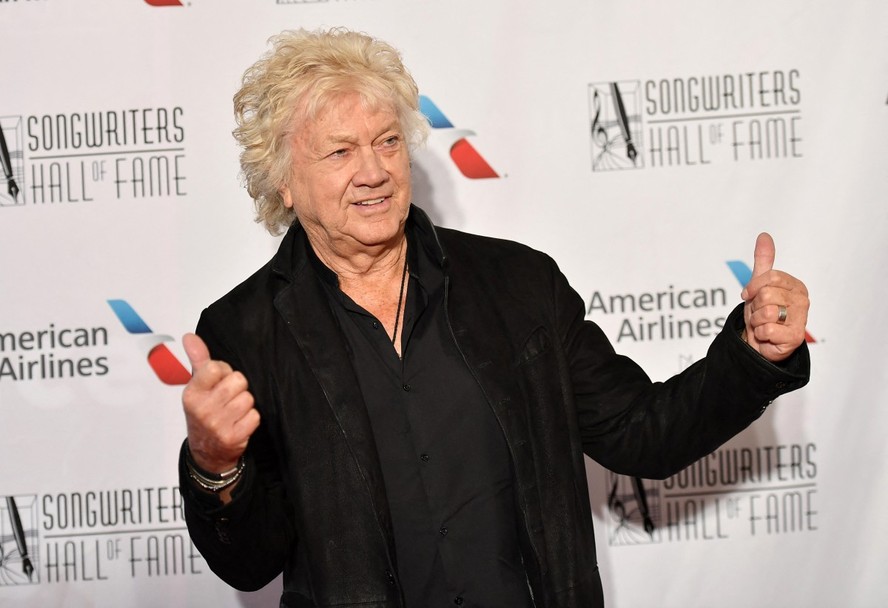 Morre John Lodge, vocalista do Moody Blues, aos 82 anos