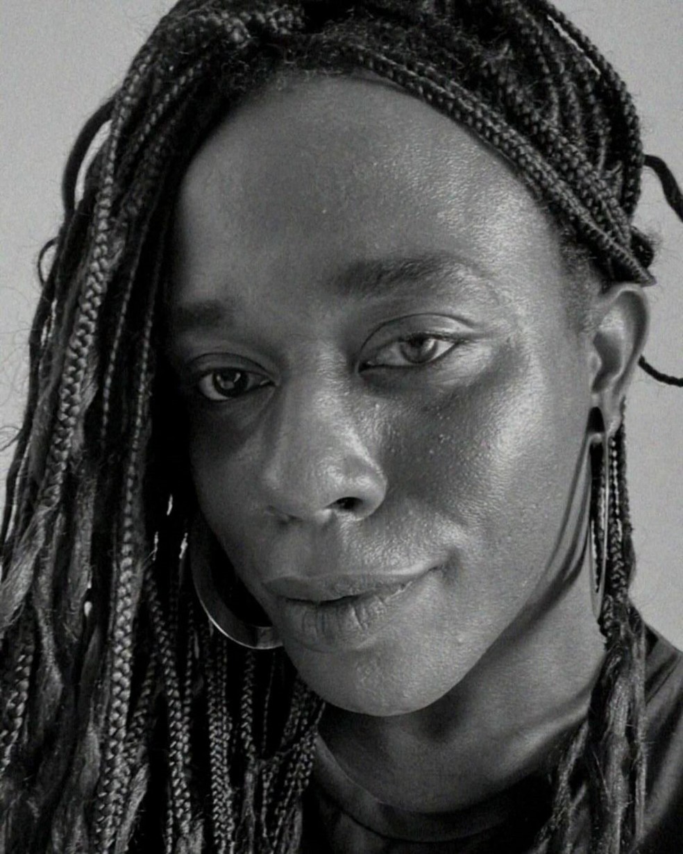 De Realengo para o mundo: conheça Rafaela Pinah, que assina as ...