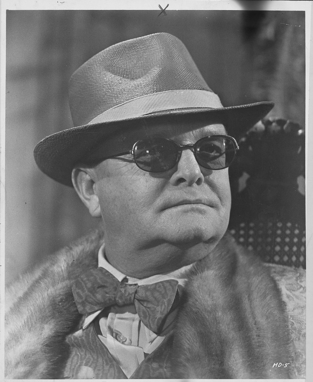 Editor descobre conto inédito de Truman Capote, escrito a lápis, em ...