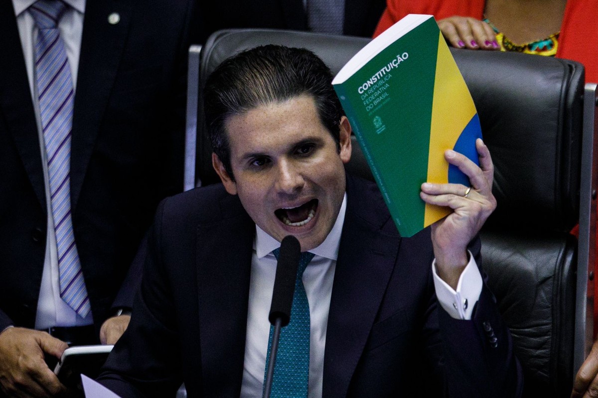 Aliado de Motta busca apoio para plebiscito sobre a anistia a ...