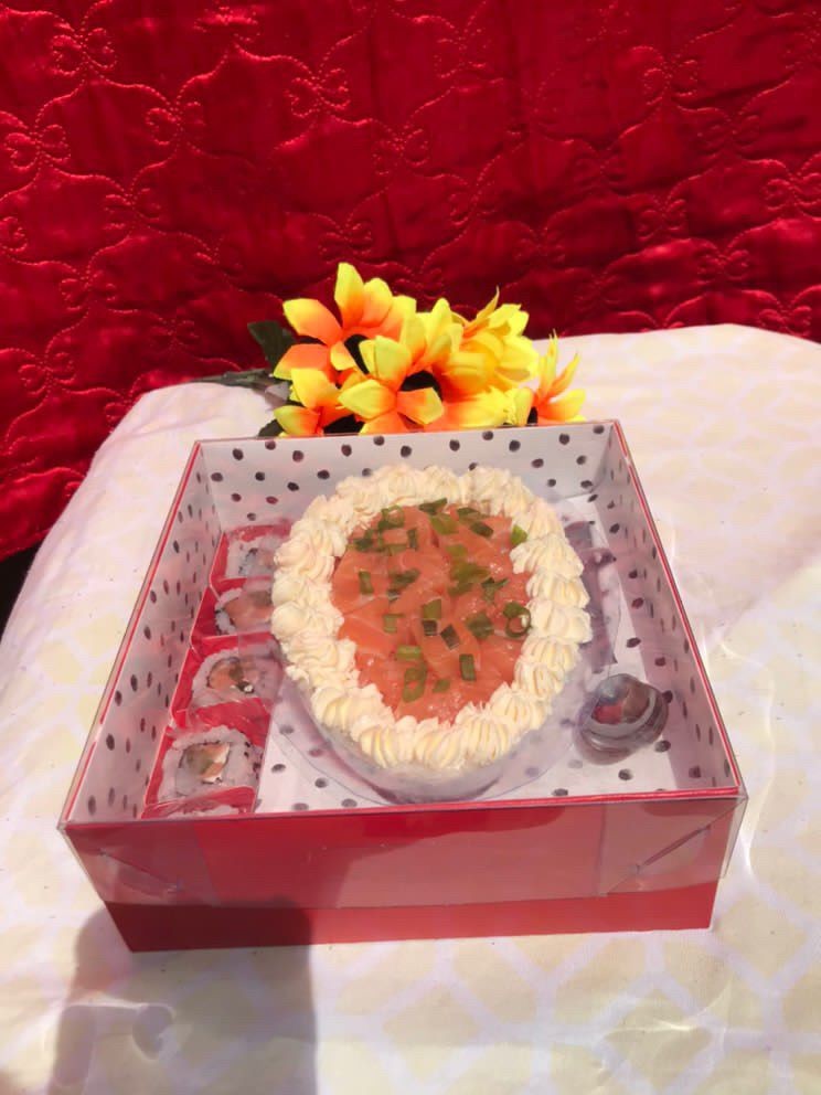 Panetone de sushi: criação inusitada de empreendedora da Baixada é ...