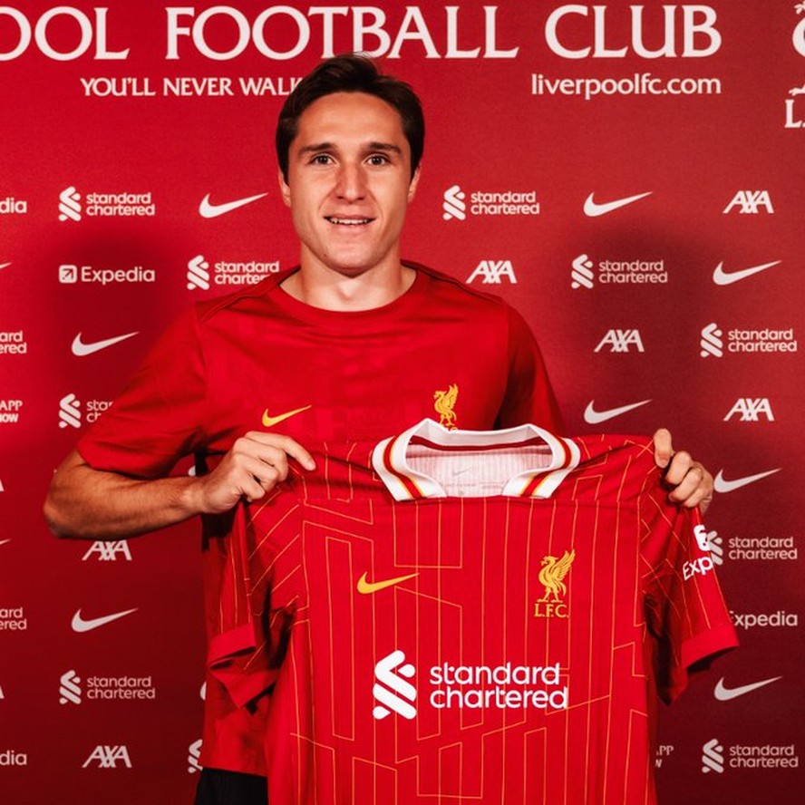 Liverpool anuncia contratação de atacante Federico Chiesa, ex-Juventus