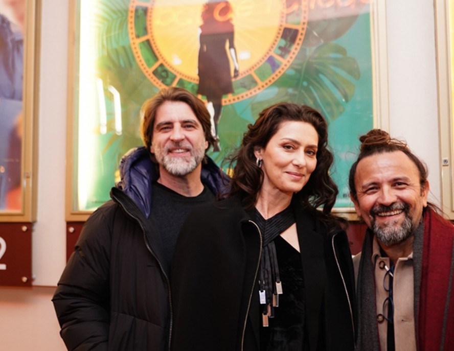 Maria Fernanda Cândido prestigia Festival de Cinema Brasileiro, em Paris