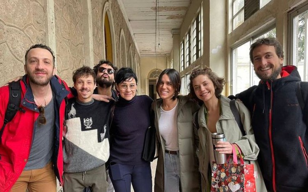 Série do Canal Brasil com Julia Lemmertz e Betty Faria começa a ser gravada