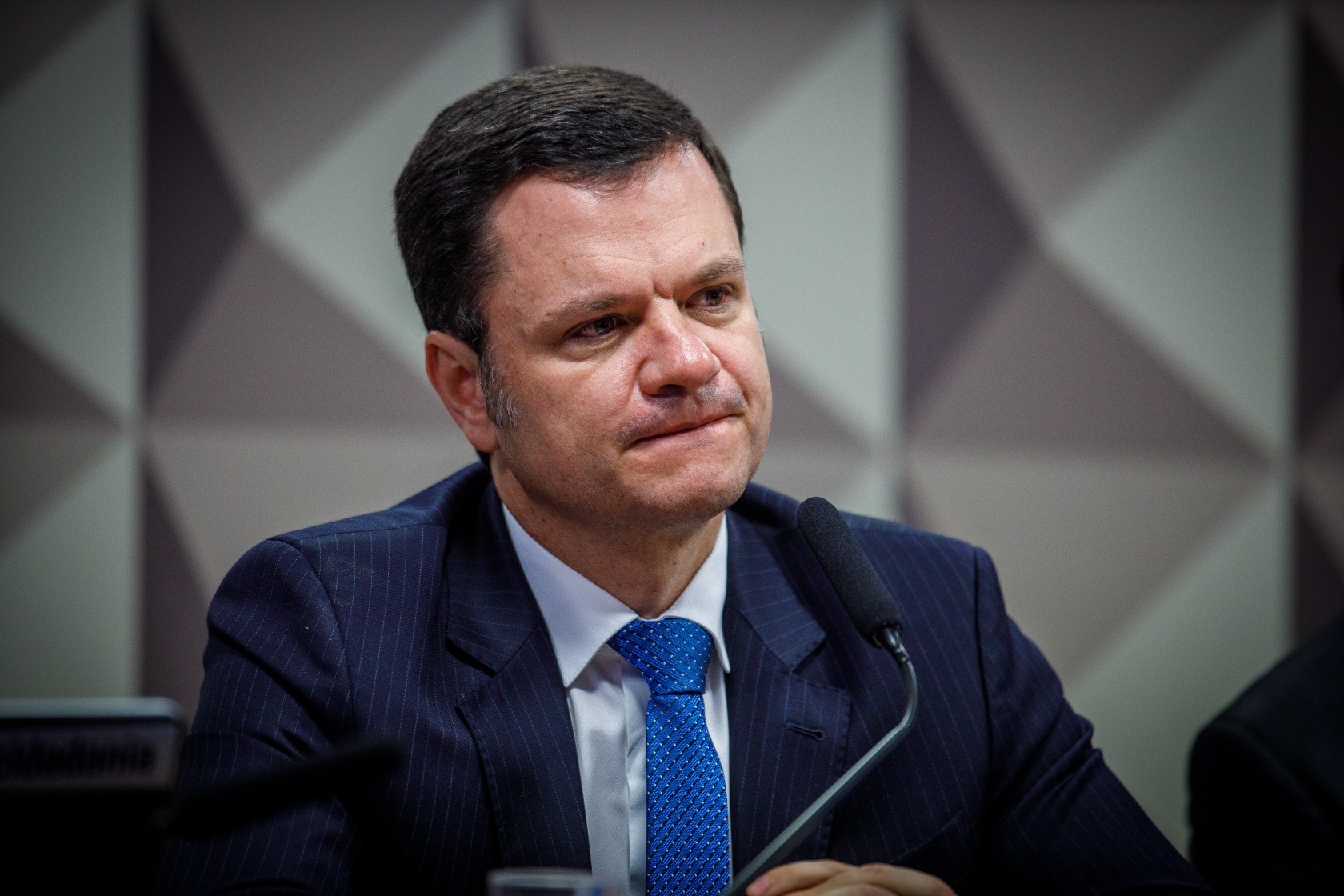 Ex-ministro da Justiça de Bolsonaro, Anderson Torres é levado preso ...