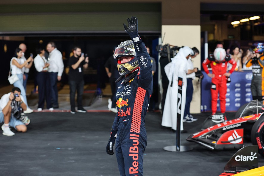 F-1: Atual campeão, Max Verstappen leva a pole do GP de Abu Dhabi