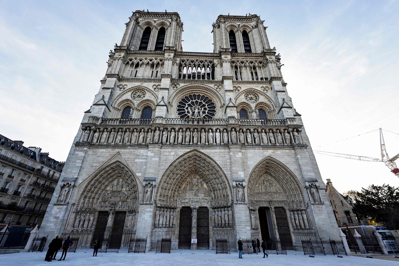 Antes e depois da catedral de Notre Dame surpreende pela preservação ...