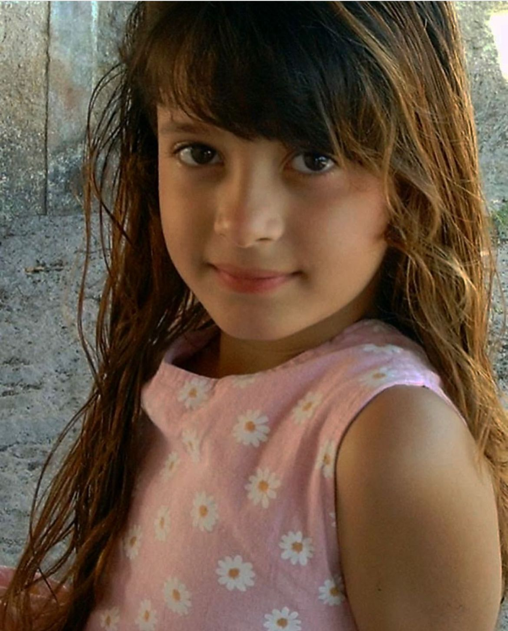 Cantor trans de 'Estrela da casa', Nick Cruz mostra fotos da infância