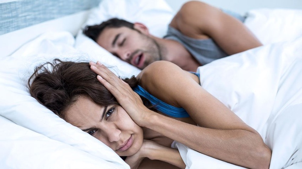 Como parar de roncar?