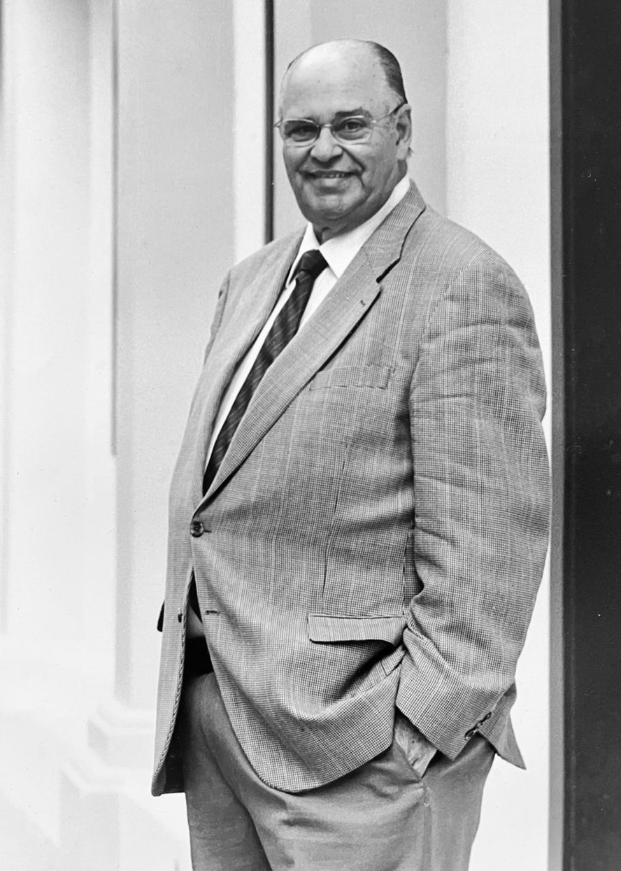 Morre, aos 84 anos, o neurologista Professor Sérgio Novis no Rio