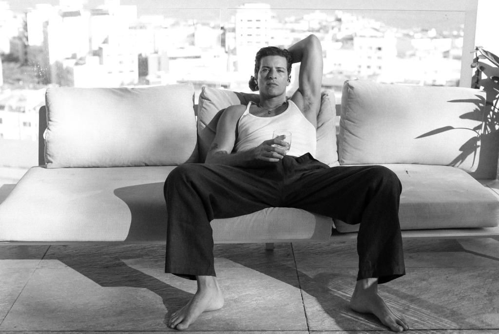 Leandro Lima posa para ensaio no Rio e diz que não se considera um ...