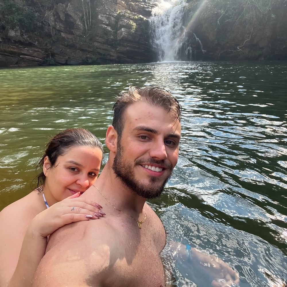 Maiara, após reatar namoro com Matheus Gabriel, não esconde felicidade com a volta do casal ...