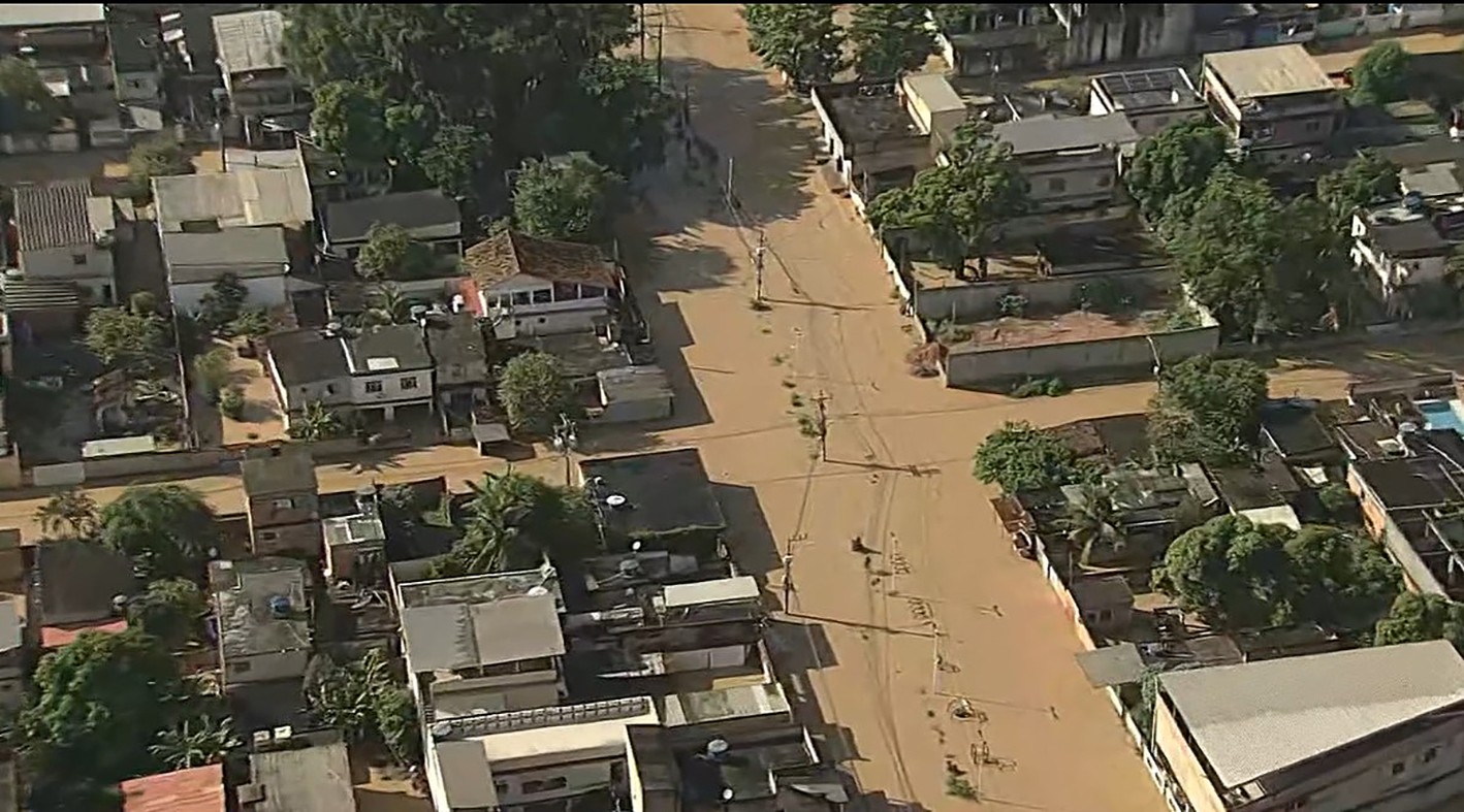 Temporal provoca alagamentos e deslizamentos no RJ; oito pessoas morreram