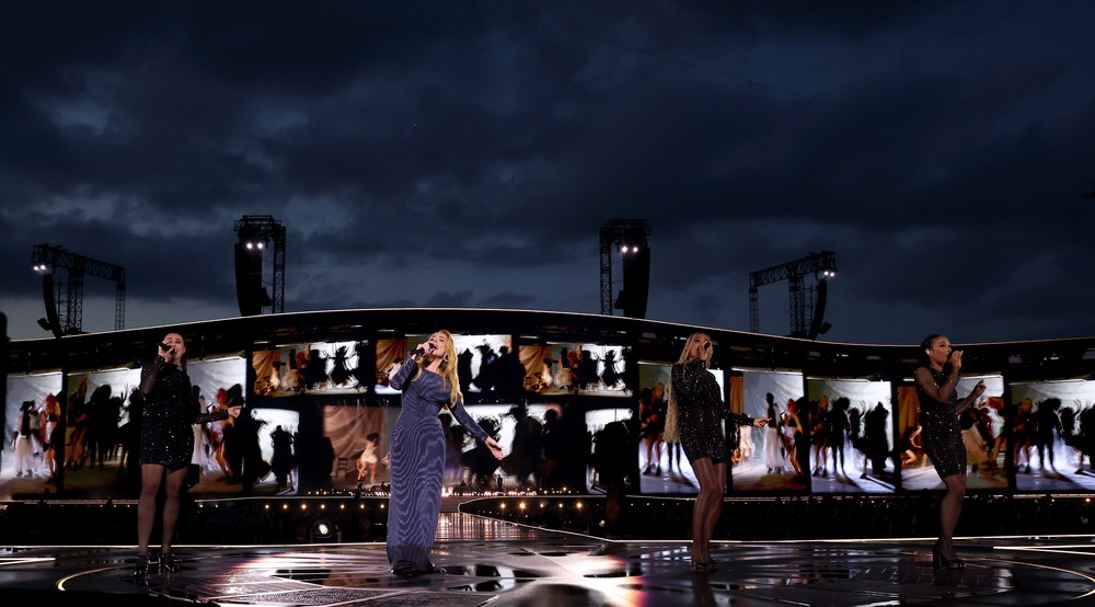 Adele: veja as imagens e os destaques do primeiro show da cantora em ...