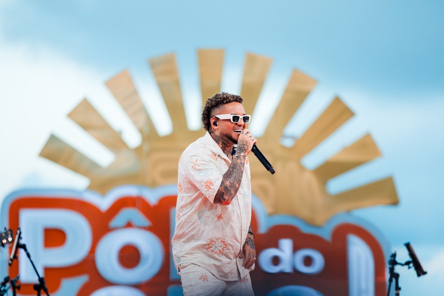 Inspirado em Thiaguinho, Suel promove evento de fim de tarde na Barra ...