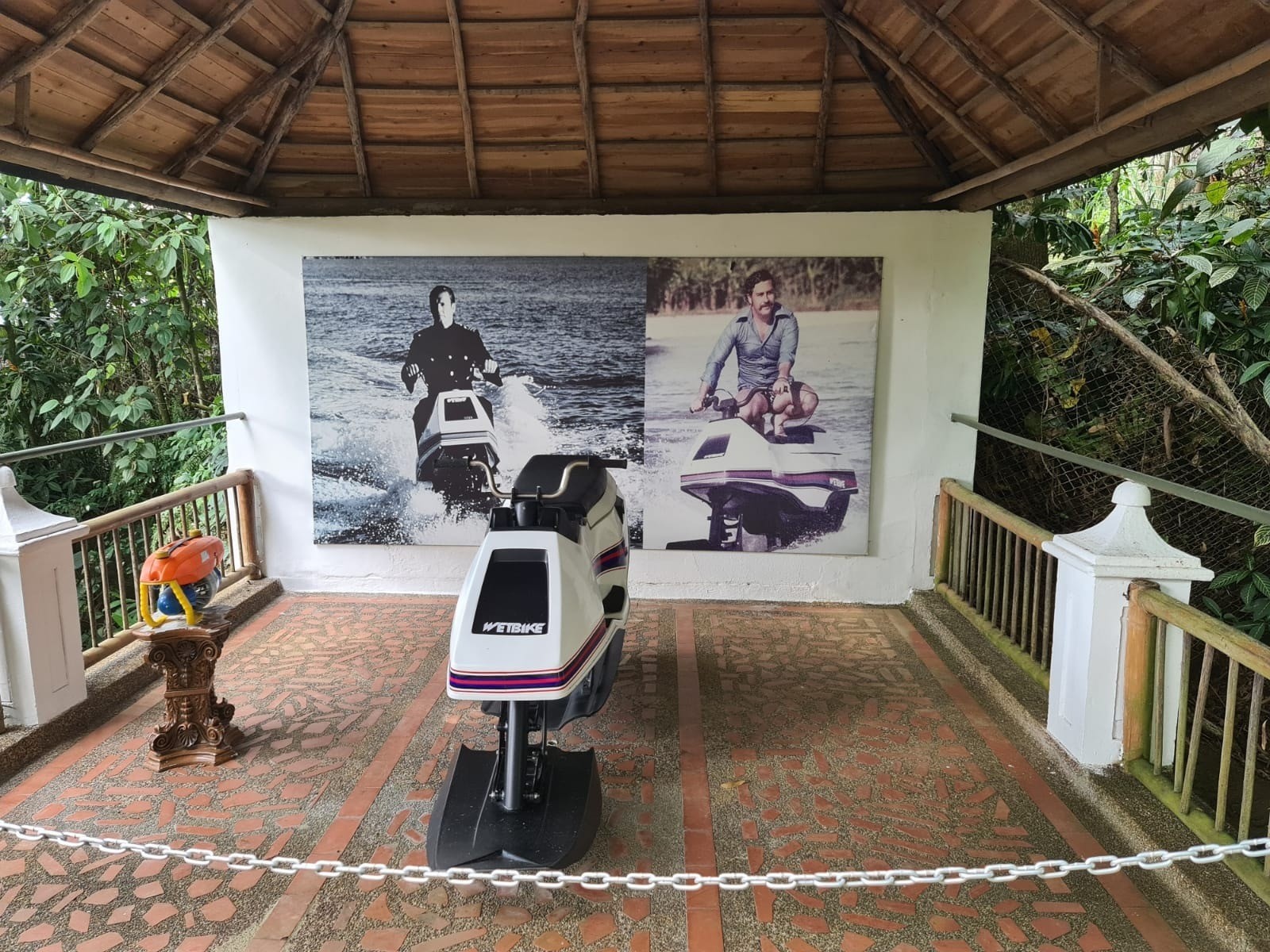 Saiba como Pablo Escobar pediu para que sua herança fosse distribuída ...