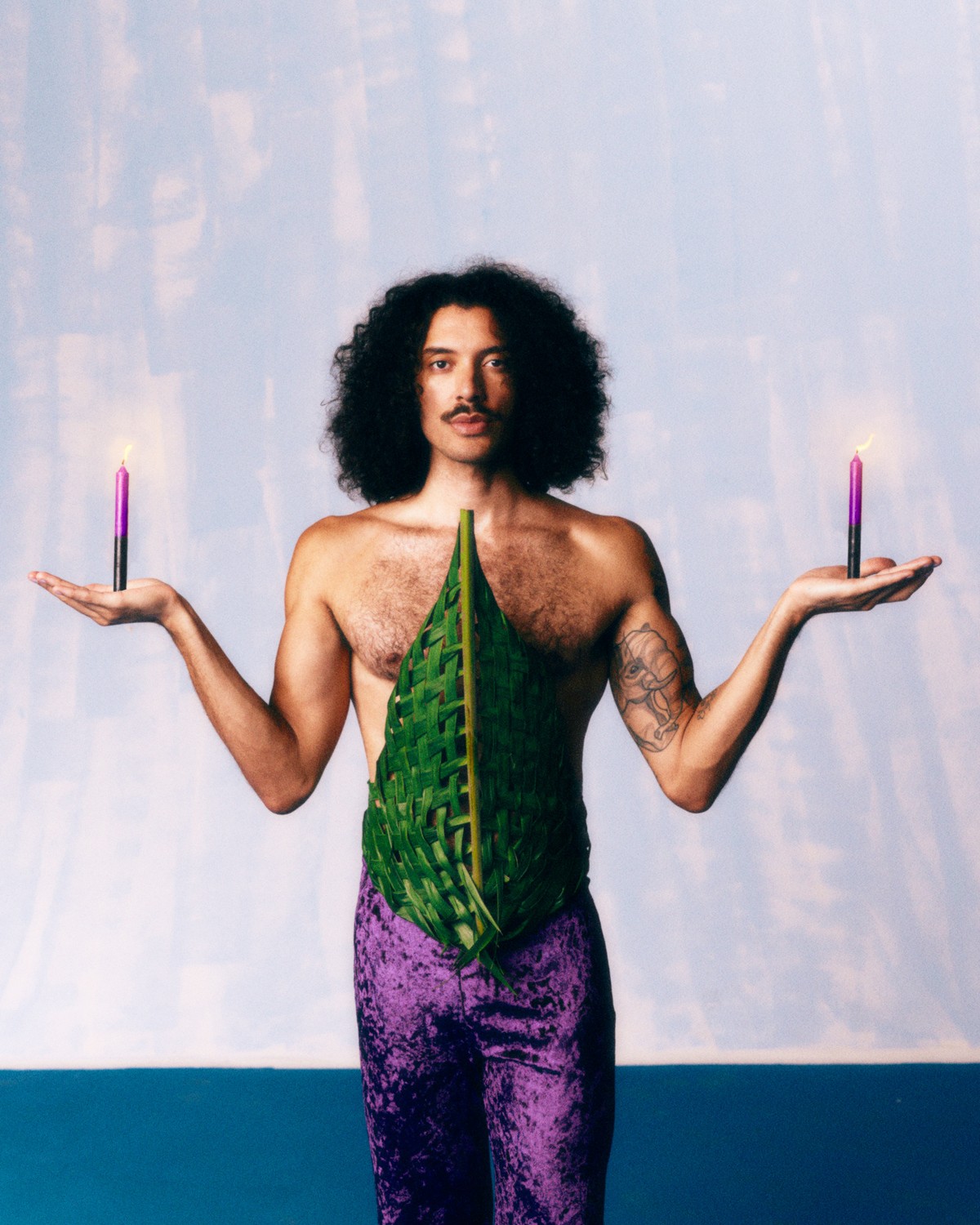 Caio lança 'Passageiro' com show no Circo Voador