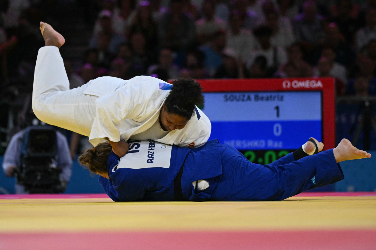 Judoca Bia Souza conquista primeira medalha de ouro para o Brasil nos Jogos de Paris-2024