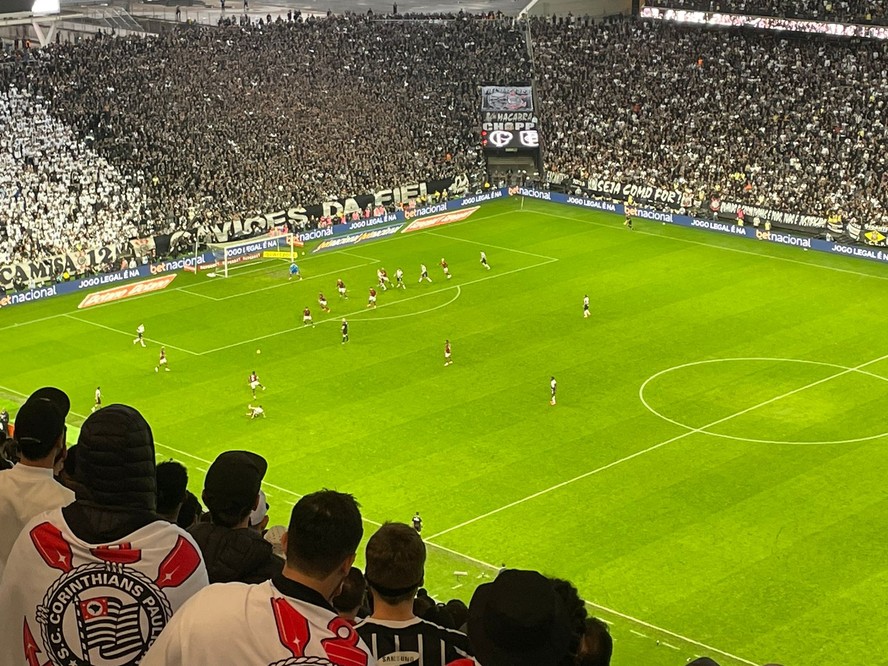 As mentiras no Parque São Jorge e no Corinthians