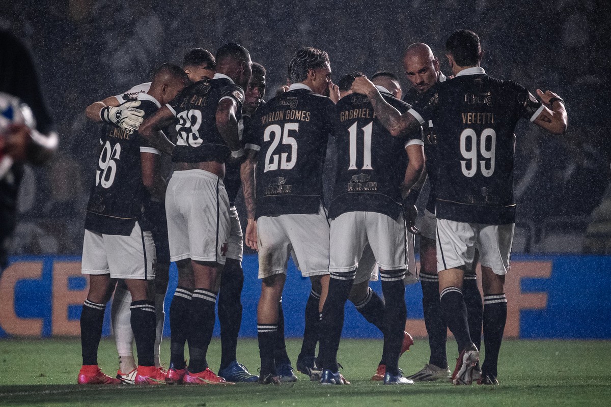 Vasco Abre Rodada De Clássico Com Aproveitamento Próximo Ao De Líder Do