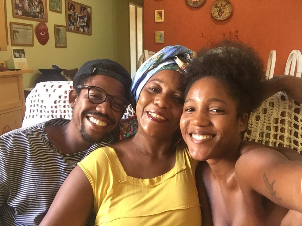 Sucesso na novela 'Amor perfeito', Cyda Moreno conta que se inspirou em ...