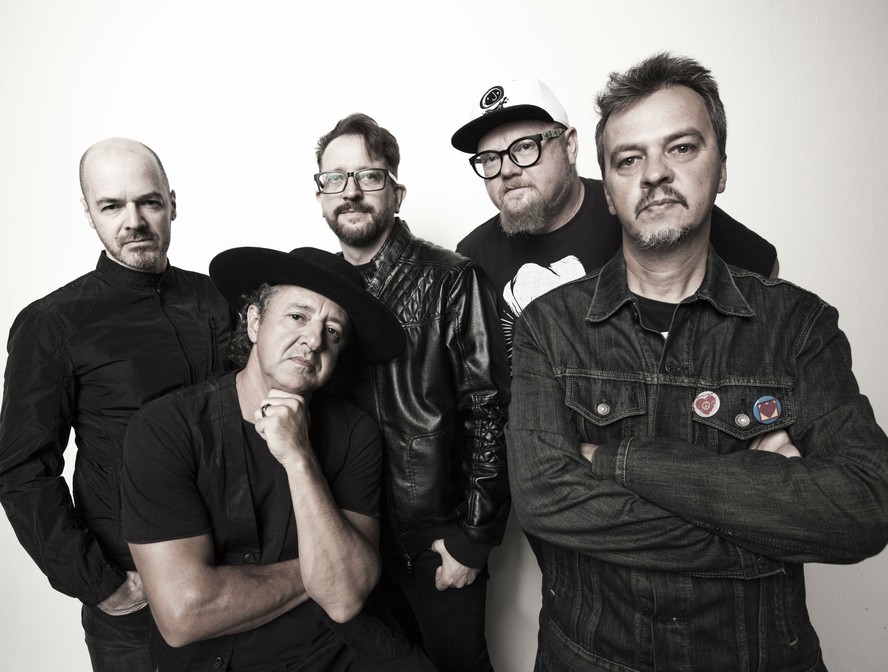 Morre João Vicenti, gaiteiro do grupo Nenhum de Nós