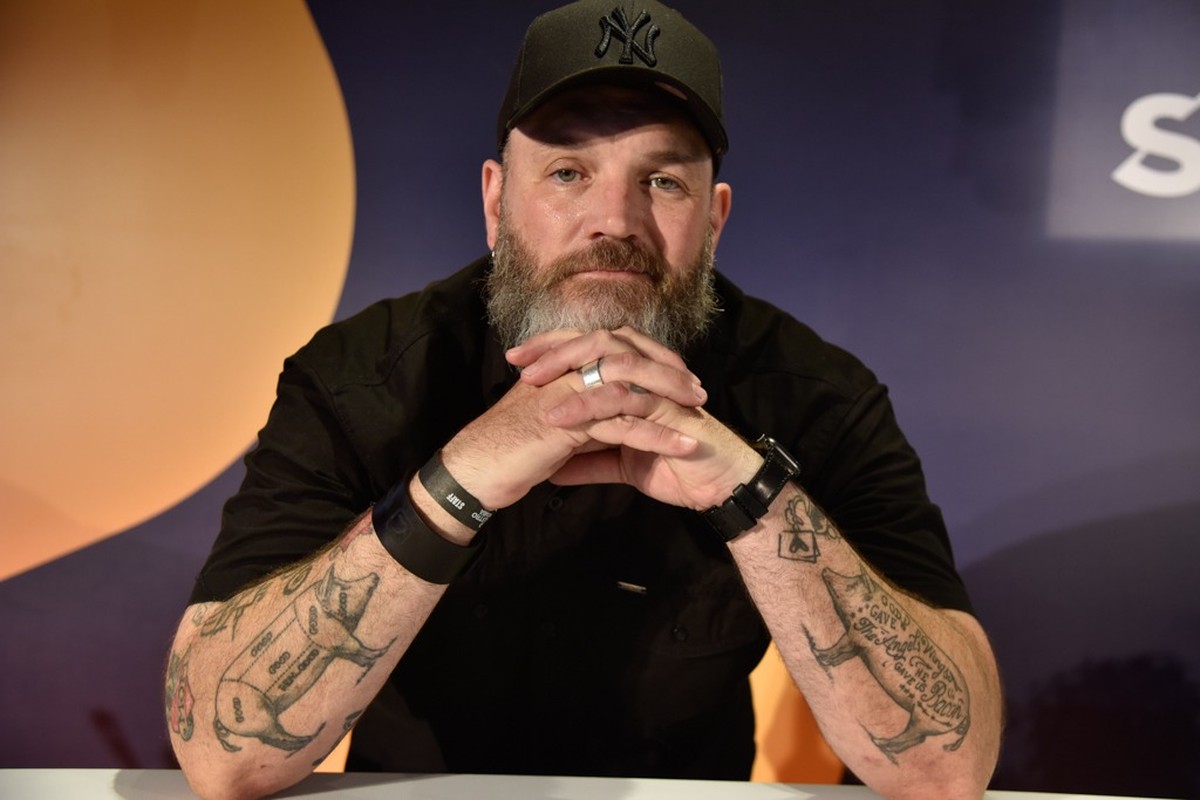 Jimmy Ogro prepara releitura à mexicana de clássico da culinária italiana