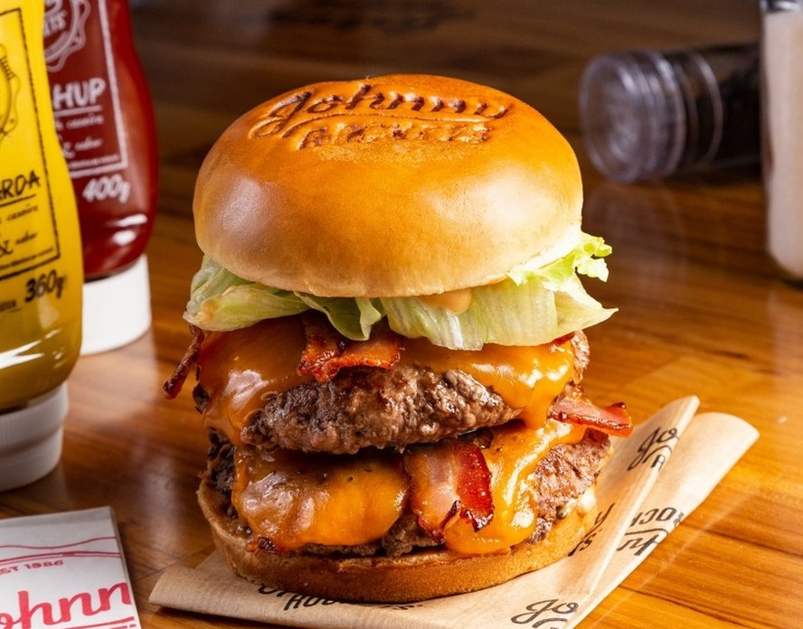 Johnny Rockets quer chegar a 50 lojas no Brasil, elevando o país à ...