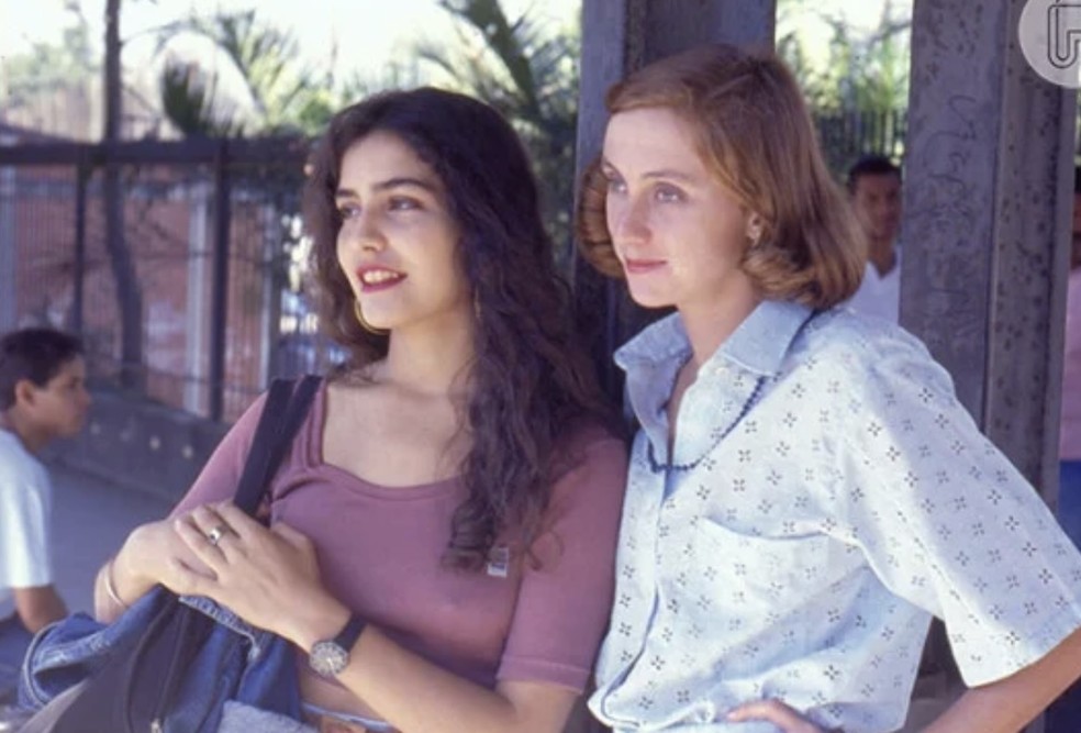 Leticia Sabatella e Betty Gofman usam mesmo look: 'Sincronia simpática'