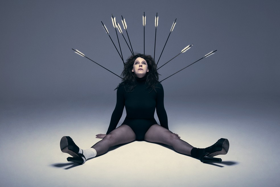 'Tirei todos os filtros', diz Bárbara Paz sobre exposição em que ...