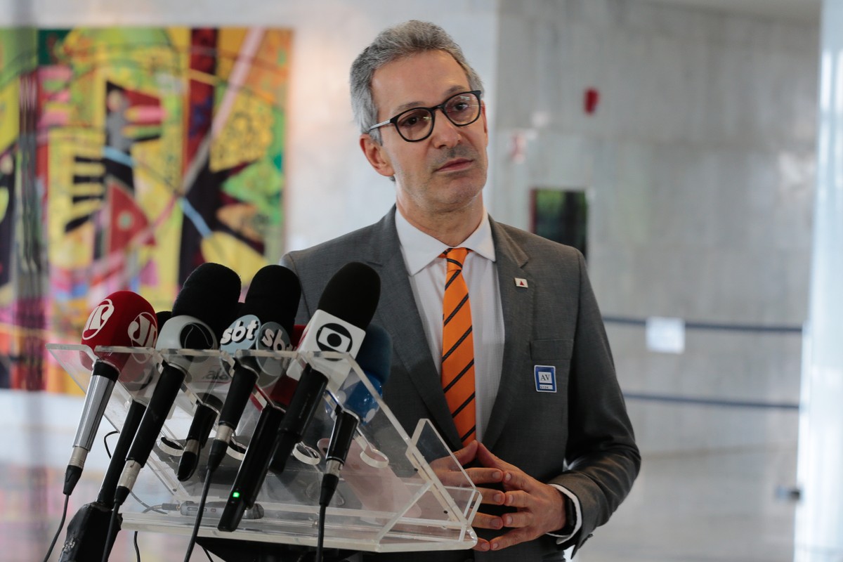 Zema diz ao STF que vacinação infantil nunca foi obrigatória para ...