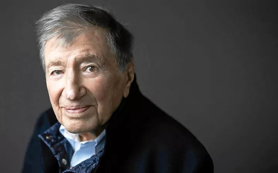 Morre o cientista francês Étienne-Émile Baulieu, inventor da pílula ...